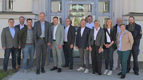JVA Straubing: Starke Arbeit unter schwierigen Bedingungen | JVB ...